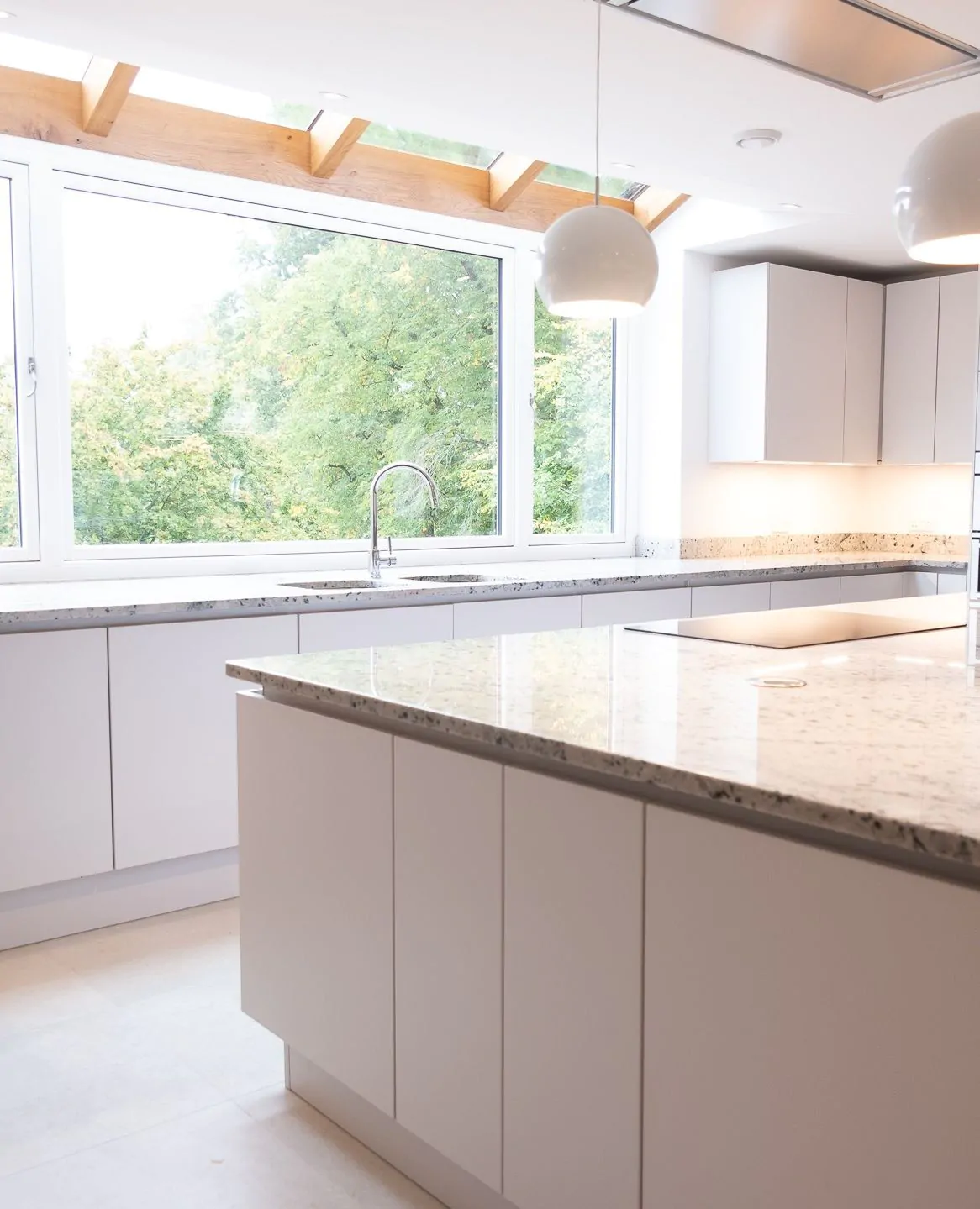 Granite Kitchen Worktops Surrey | MAS Kuchen